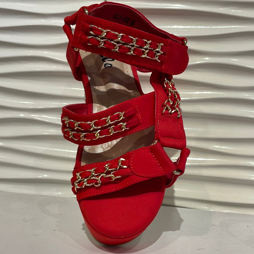 Chainz – Stepping Pretty Shoe Boutique, LLC